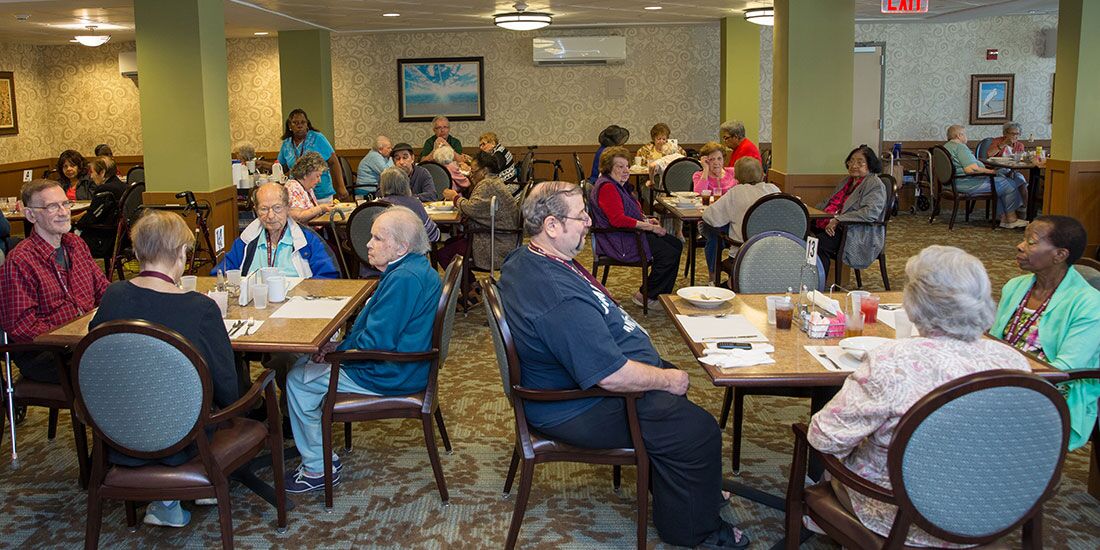 Dining - Island Assisted Living